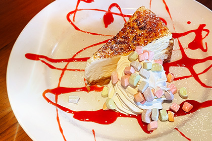 Eats & Drinks - Ole Red